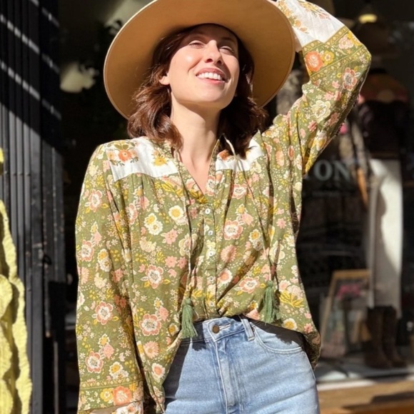 Elan | Tops | Cottagecore Blouse Womens Medium Elan Boutique Victorian ...